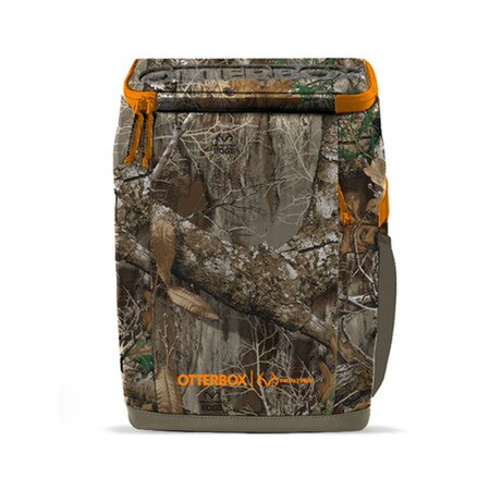 Backpack Cooler with Bottle Opener Realtree Trekker